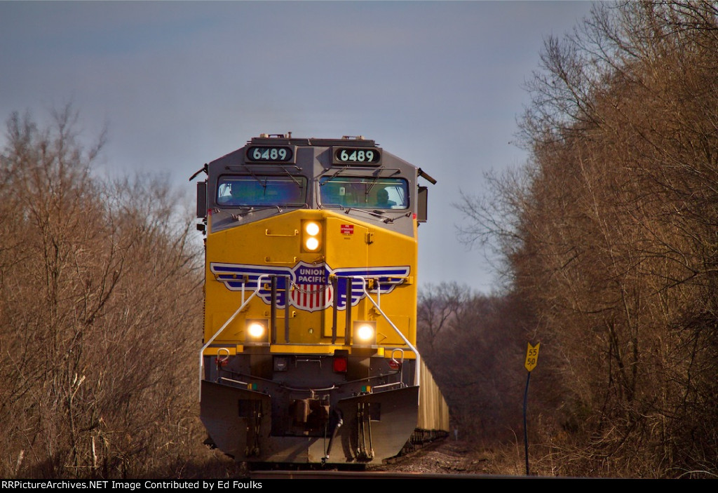 UP 6489 Pulling Uphill